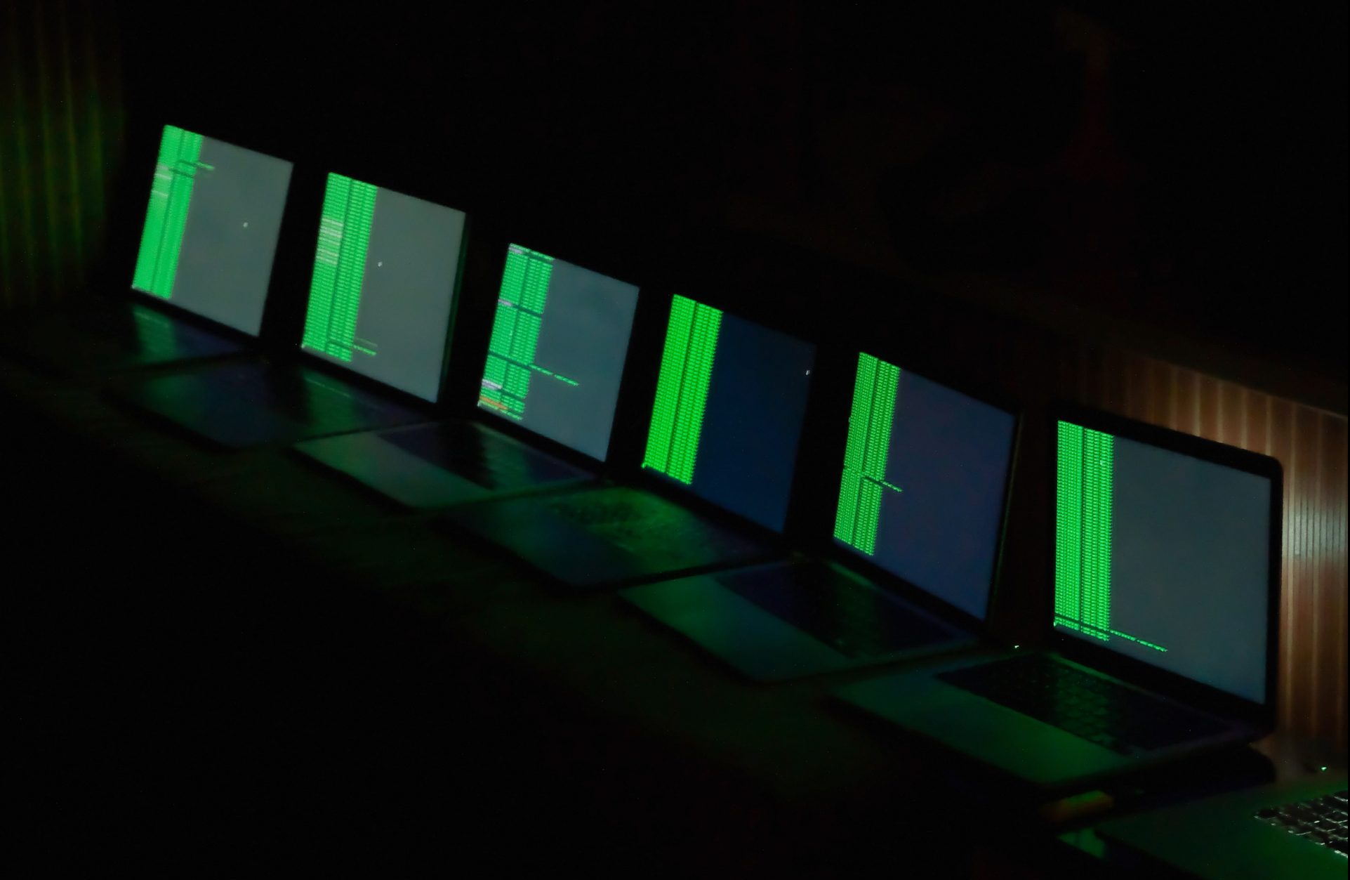 Reassembling the Computer Networks of Eastern and Central Europe: From ...